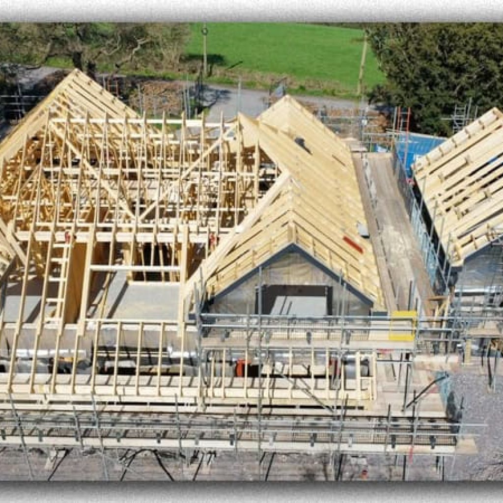 Choosing Between Closed and Open Panel Timber Frame Systems